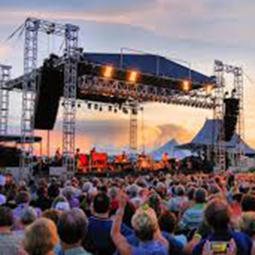 Traditional Stages, Mobile Stages, Custom stages for Concerts & Festivals